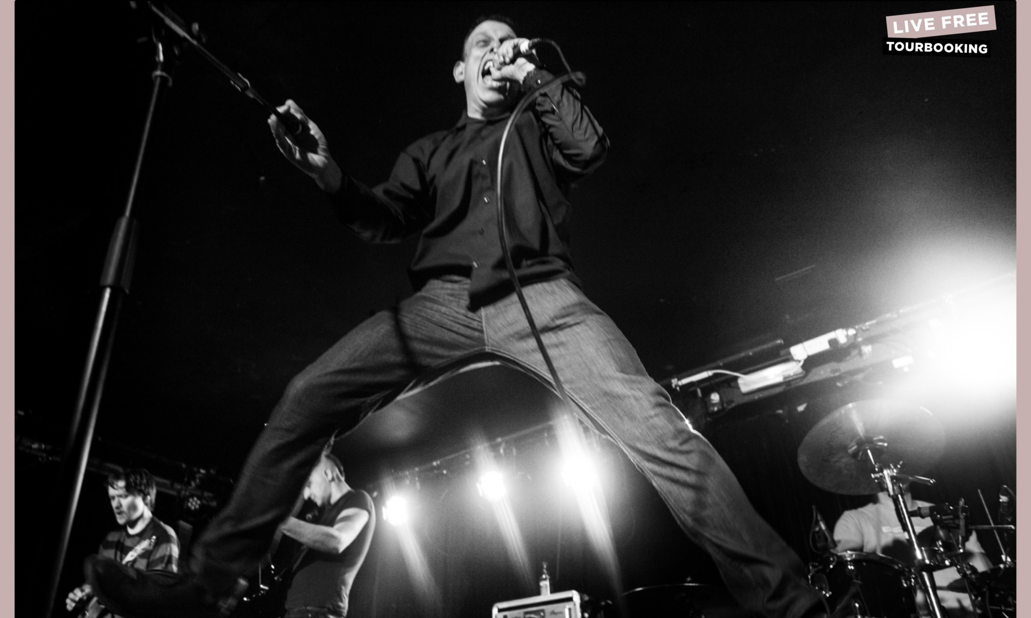 TOM HINGLEY | The Deer's Head Music Hall